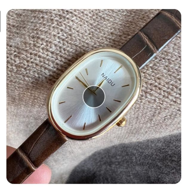 Montre à Quartz de Luxe en Forme Ovale pour Femme - Cuir - Vintage - Analogique | Glotelho Cameroun